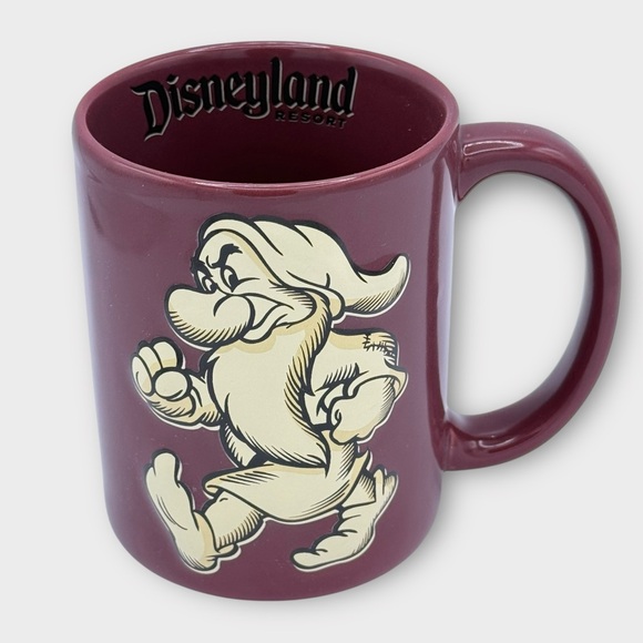 Disney | Dining | Disneyland 3d Grumpy Coffee Mug Im Not Grumpy People ...